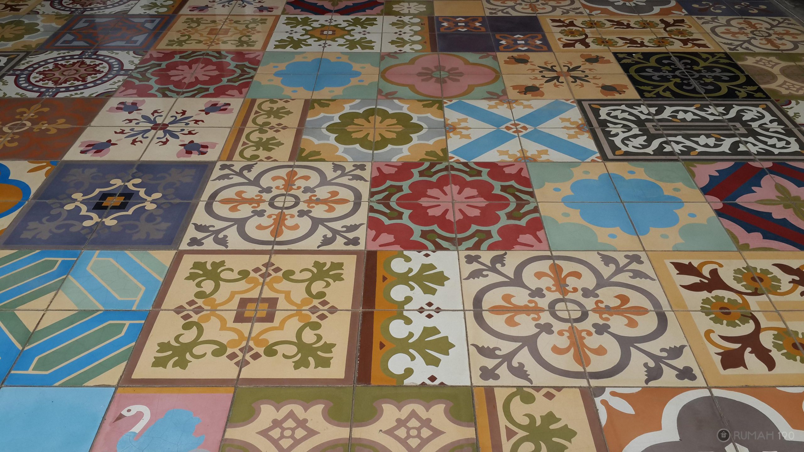 Ubin Lantai Rumah Kualifikasi Rekomended - Local Jogja